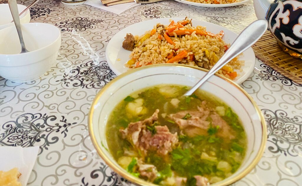 Kafe Chaihona Isfara Halal, Brianskaya oblastı, foto