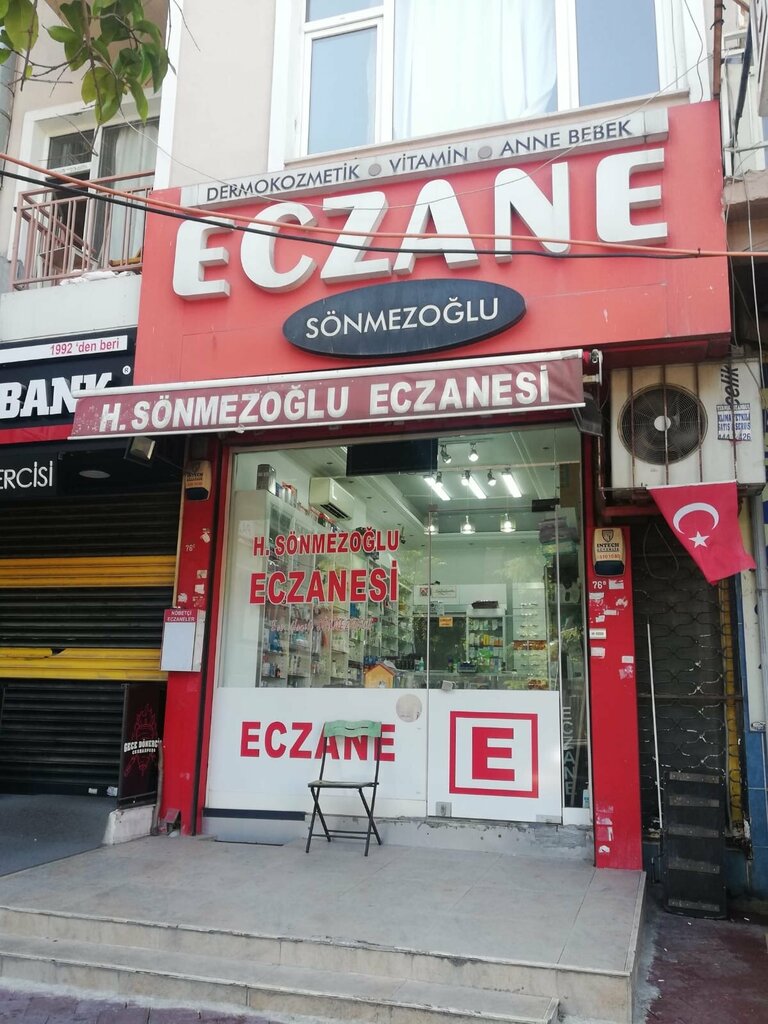 Eczaneler H. Sönmezoğlu Eczanesi, İstanbul, foto