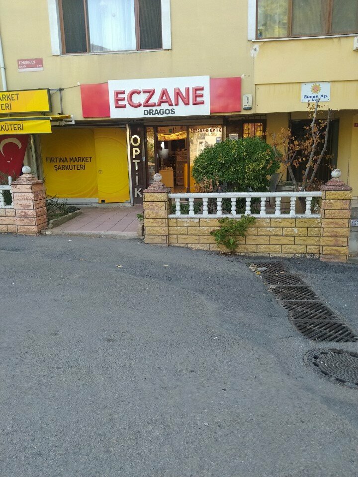 Eczaneler Dragos Eczanesi, İstanbul, foto
