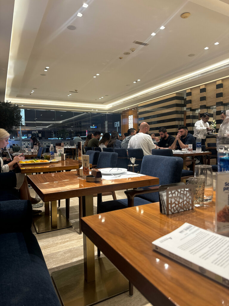 Restoran Al Safadi Restaurant, Dubai, foto