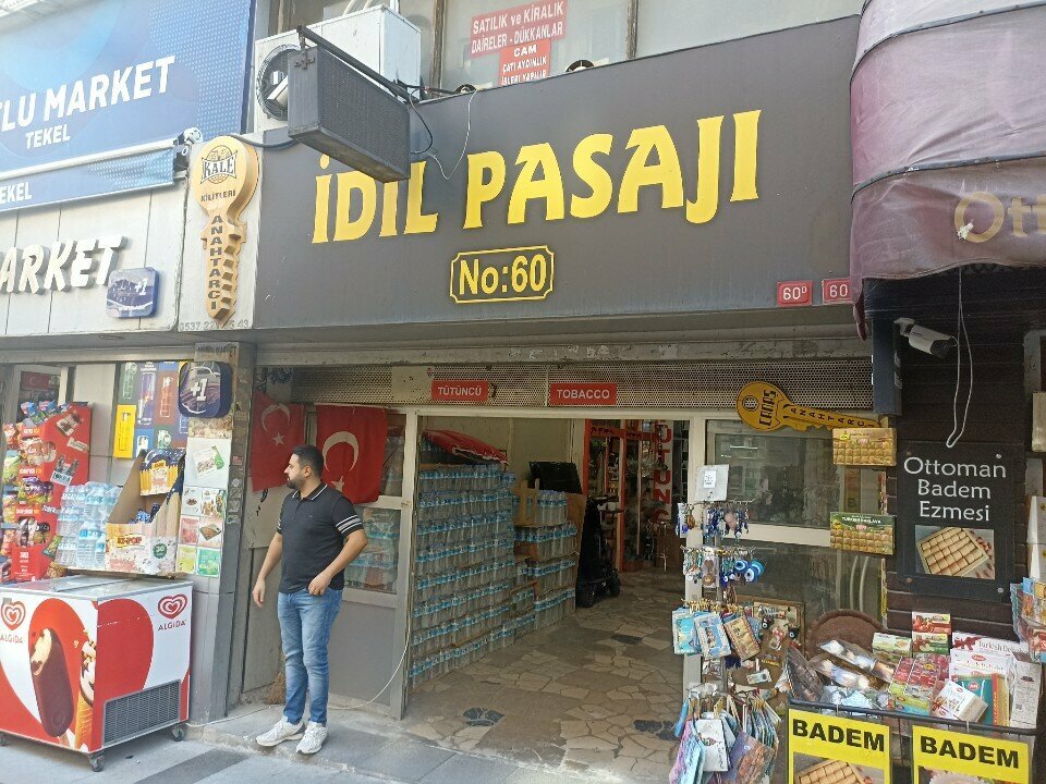i̇ş merkezi İdil Pasaj, İstanbul, foto