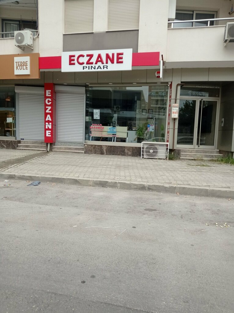 Eczaneler Pınar Eczanesi, İzmir, foto
