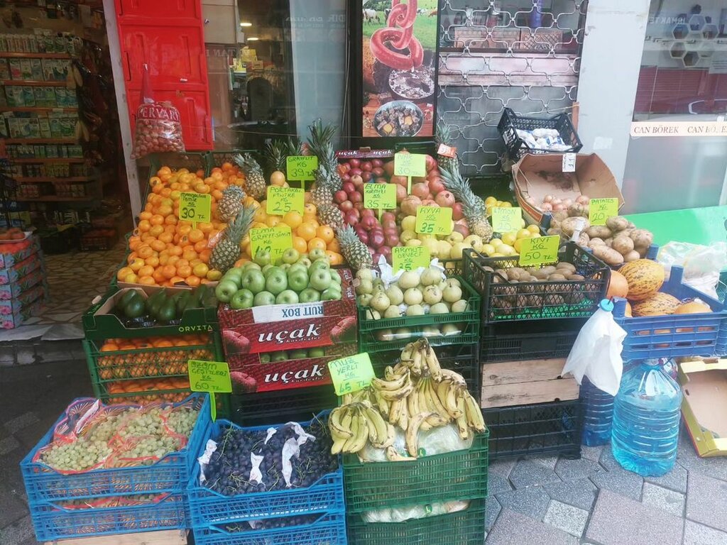 Market Saret Şarküteri, İstanbul, foto