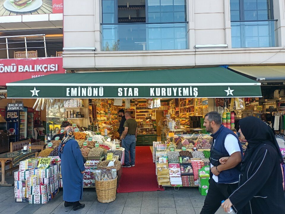 Kuruyemiş, atıştırmalık, kuru meyve Eminönü Star Kuruyemiş, İstanbul, foto