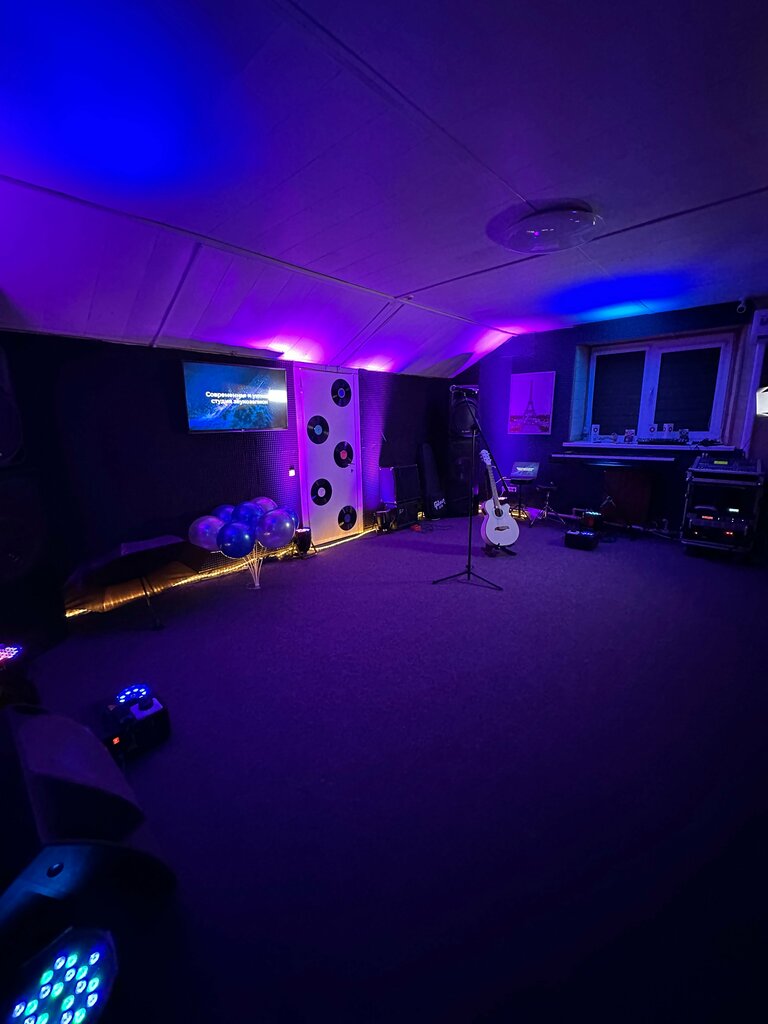 Meslek kursları Арт пространство EM-Party Club, Minsk, foto