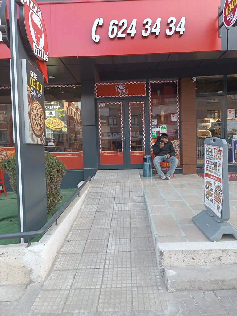 Pizzacılar Pizzabulls Öveçler, Ankara, foto