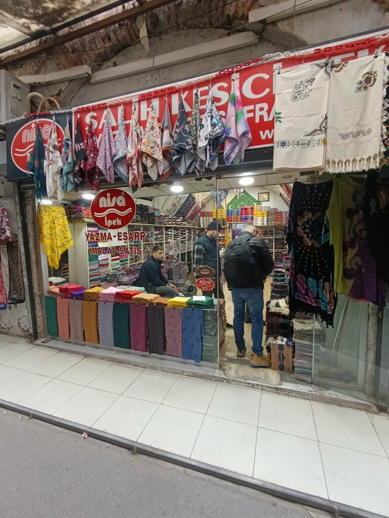 Tuhafiyeler Nisa İpek, İstanbul, foto