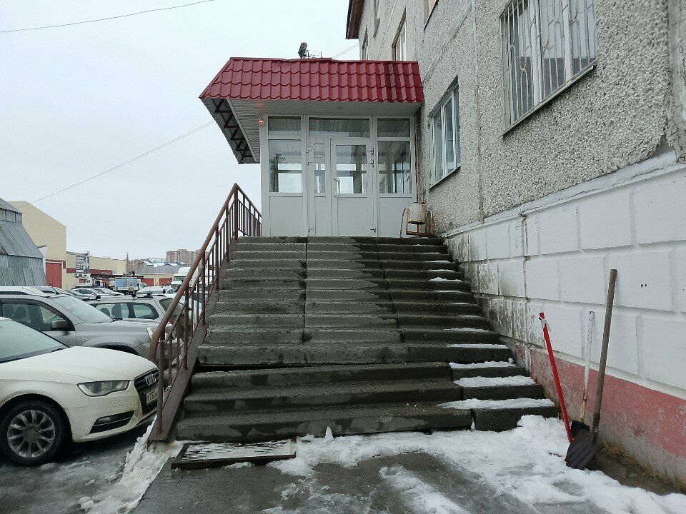 Alkolsüz içecekler Spring, Surgut, foto