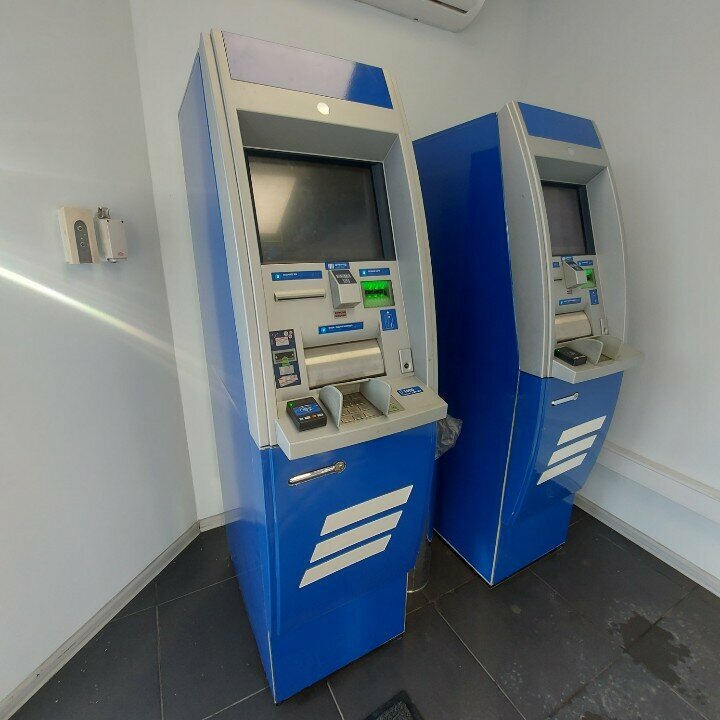 ATM'ler Bank VTB, Novokuznetsk, foto