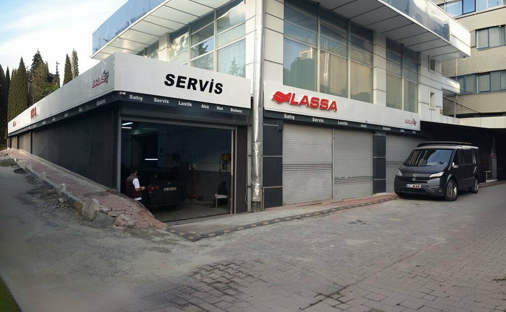 Jant ve lastikçiler Birlas Çobançeşme, İstanbul, foto