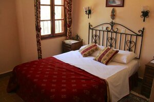 Yakamoz Hotel (Muğla, Fethiye, Ölüdeniz Mah., 263. Sok.), otel  Fethiye'den