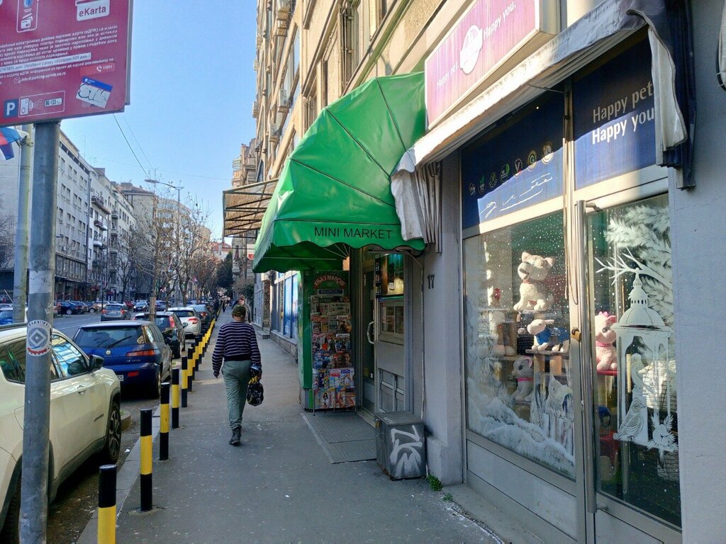 Gazete bayi Mini Market, Belgrad, foto