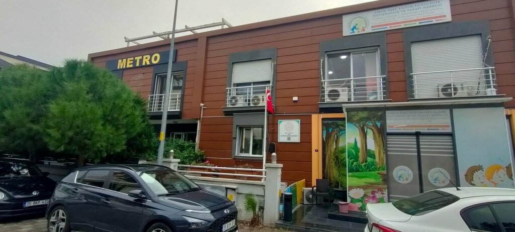 Eğitim merkezleri Cihan Özel Eğitim ve Rehabilitasyon Merkezi, İzmir, foto