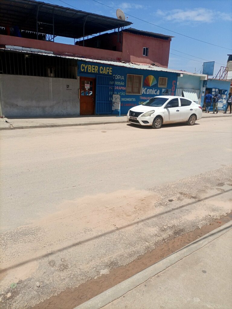 Kahve dükkanları Cyber café, Loanda, foto