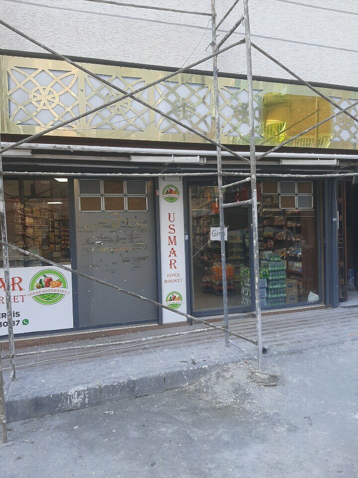 Gıda pazarı Usmar Hipermarket, İstanbul, foto
