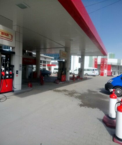 Benzin istasyonu TotalEnergies, Kilimli, foto
