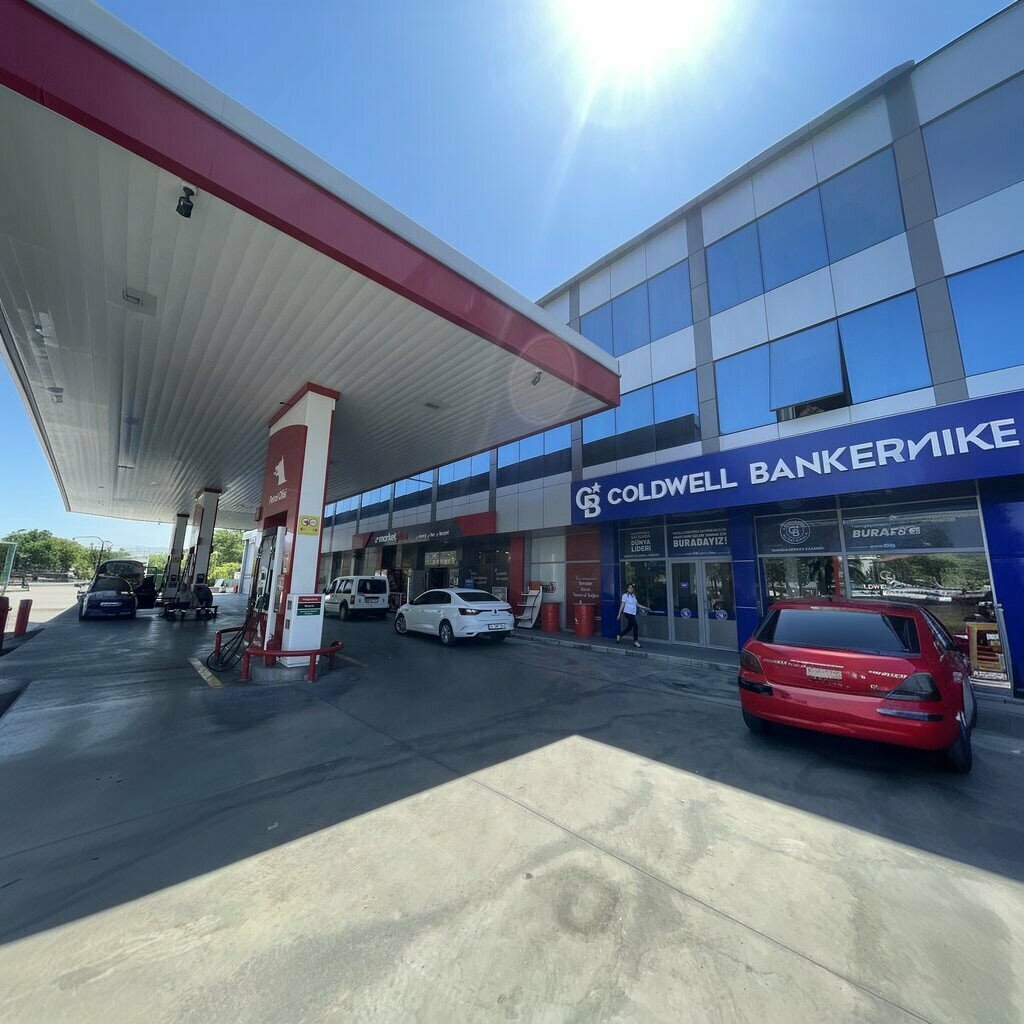 Benzin istasyonu Petrol Ofisi, Efeler, foto