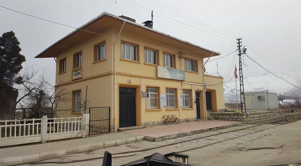 Tren istasyonu Kürk Tren İstasyonu, Sivrice, foto