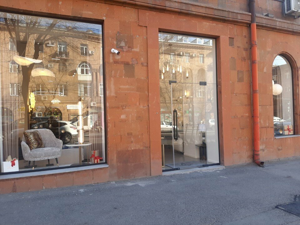 Mobilya mağazaları Capital Interiors, Erivan, foto