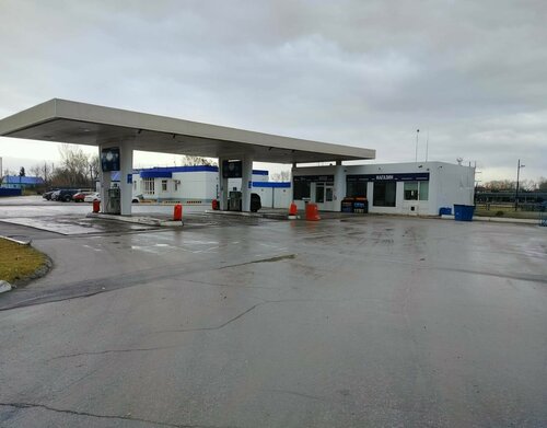 Benzin istasyonu Gazpromneft, Guryevsk, foto