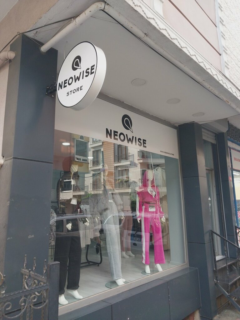 Giyim mağazası Neowise, İstanbul, foto