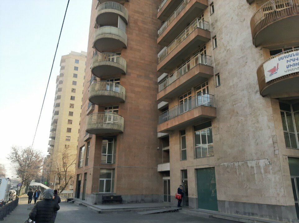 Gazete ve dergiler Iravunk Media Ltd, Erivan, foto
