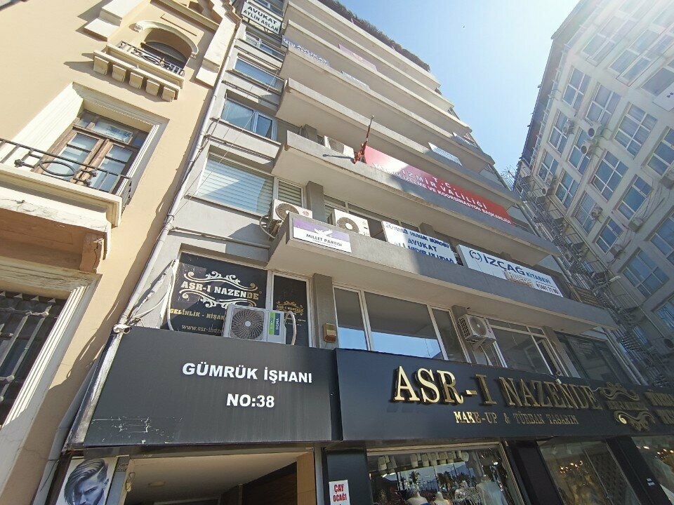 Berberler Gümrük Erkek Kuaförü, İzmir, foto