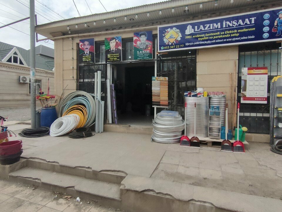 Yapı mağazası Lazım İnşaat, Gence, foto