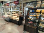 Хлебный магазин (33-ya Severnaya ulitsa No:27), ekmek fırını  Omsk'tan