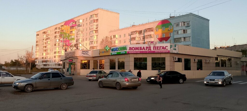 Kanatlı hayvan ürünleri ve yumurta Meat Department, Aksu, foto