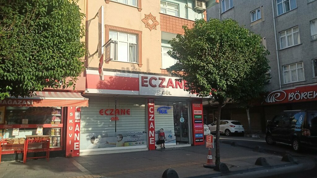 Eczaneler Gül Eczanesi, İstanbul, foto