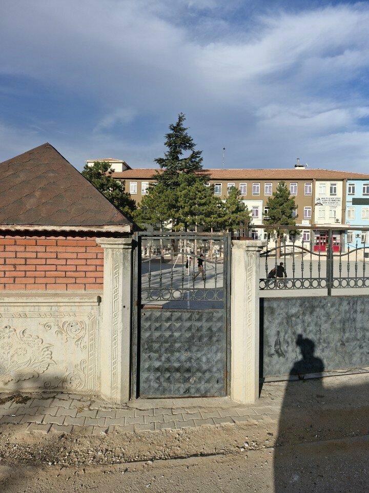 Ortaokul Meram Alparslan Anadolu Lisesi, Konya, foto