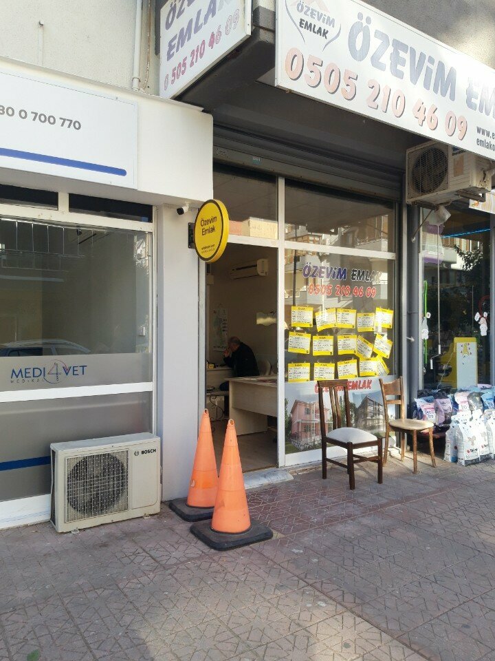 Emlak ofisi Özevim, İzmir, foto