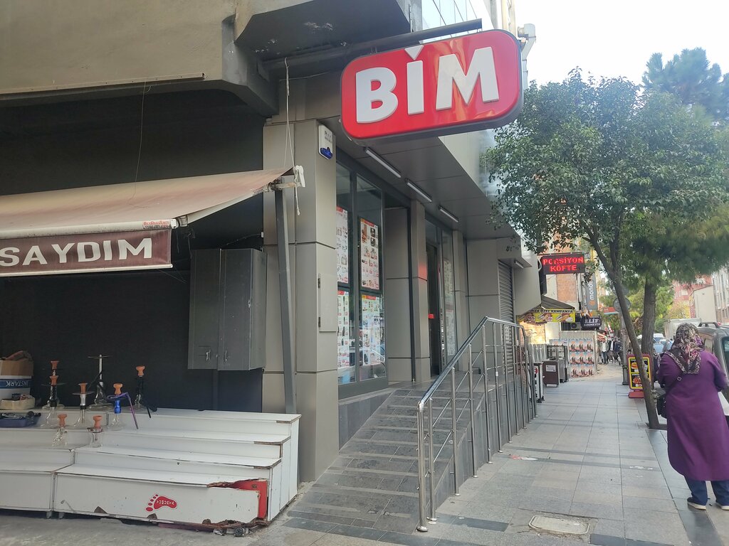 Süpermarket Bim, İstanbul, foto
