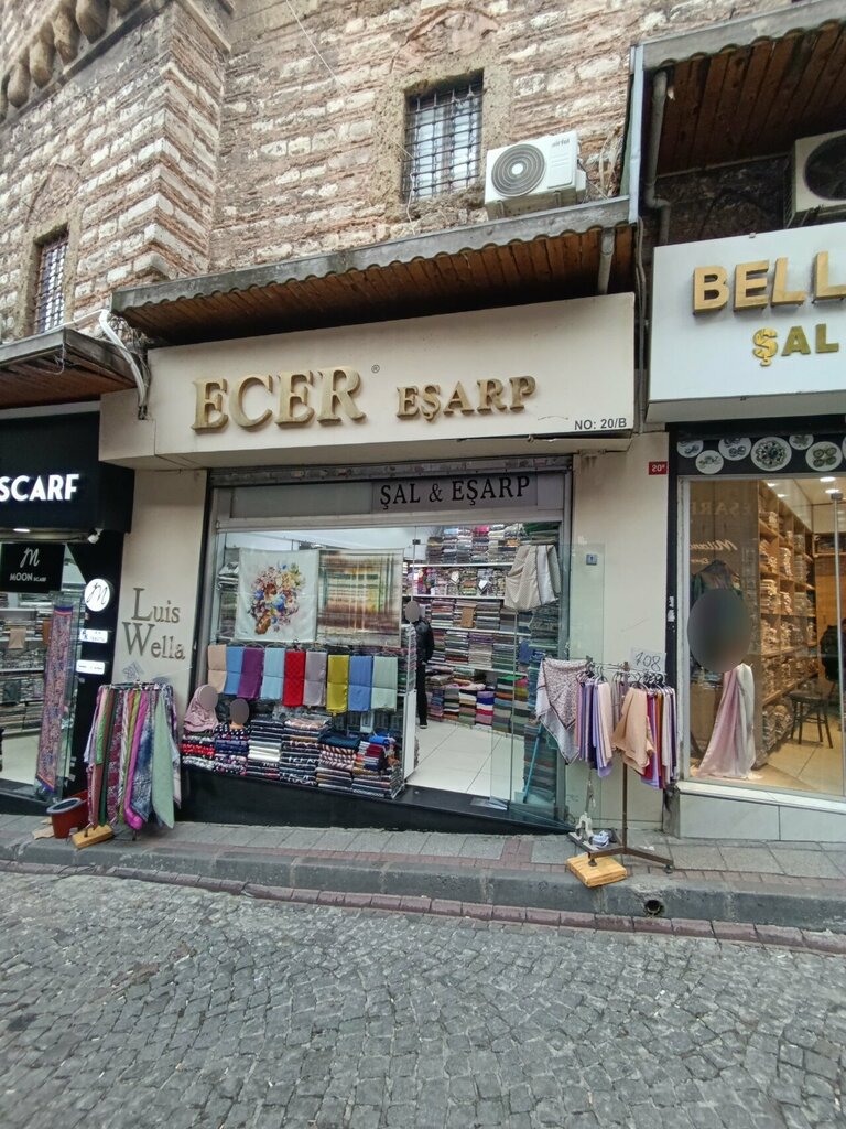 Giyim mağazası Ecer Eşarp, İstanbul, foto