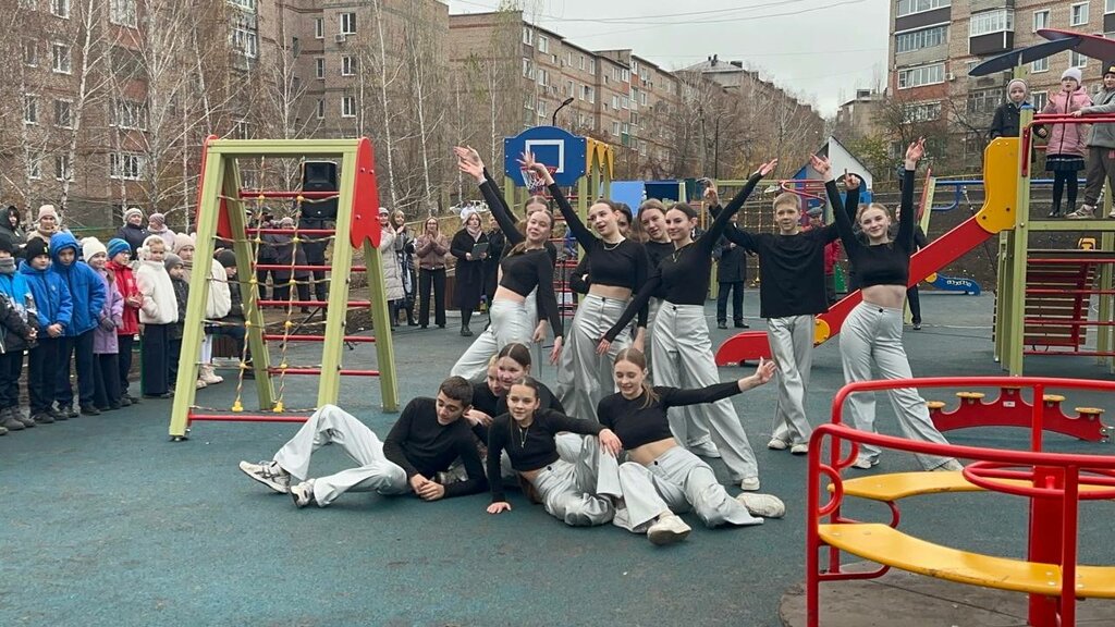 Oyun alanı Playground, Buguruslan, foto