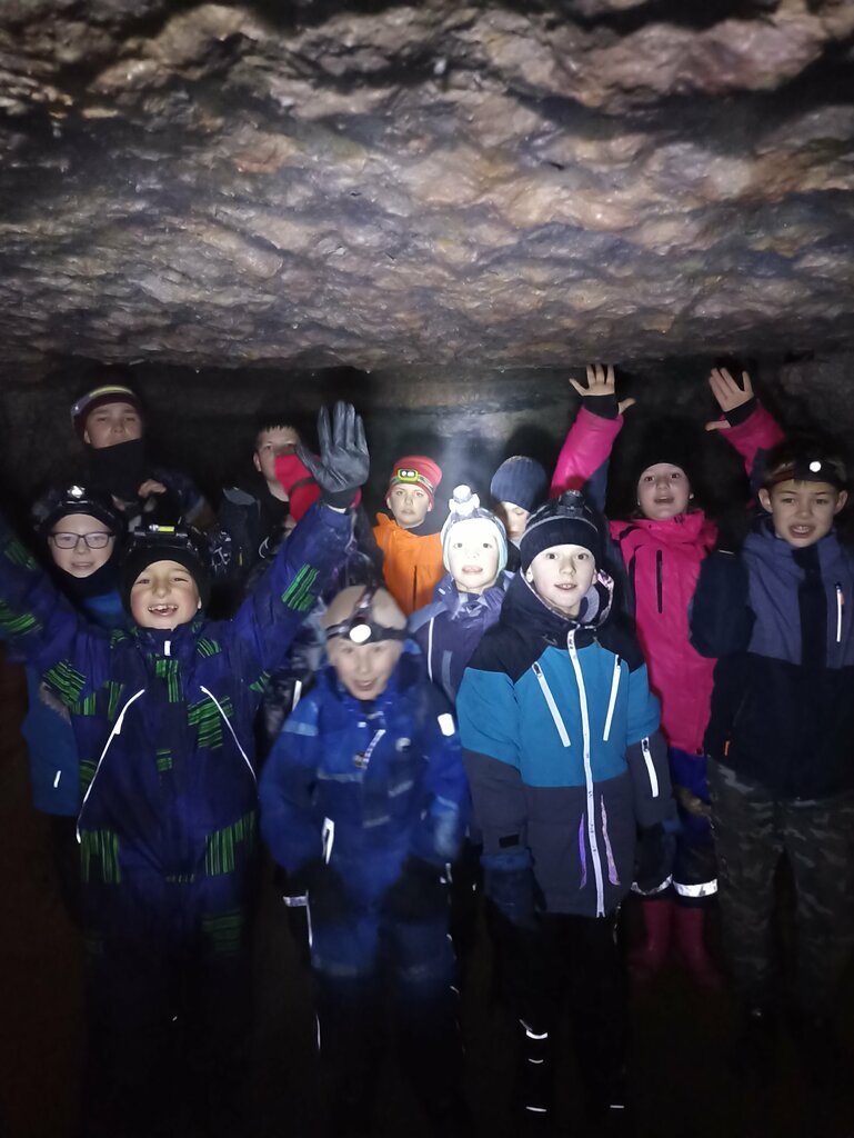 Turistik yerler Пещера Лисьи норы, Saint‑Petersburg ve Leningradskaya oblastı, foto