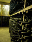 Kouash Winery (13-րդ փողոցի 1-ին նրբանցք No:12, Կոշ գյուղ), şarap ve içki toptan satışları  Aragatsotn'dan