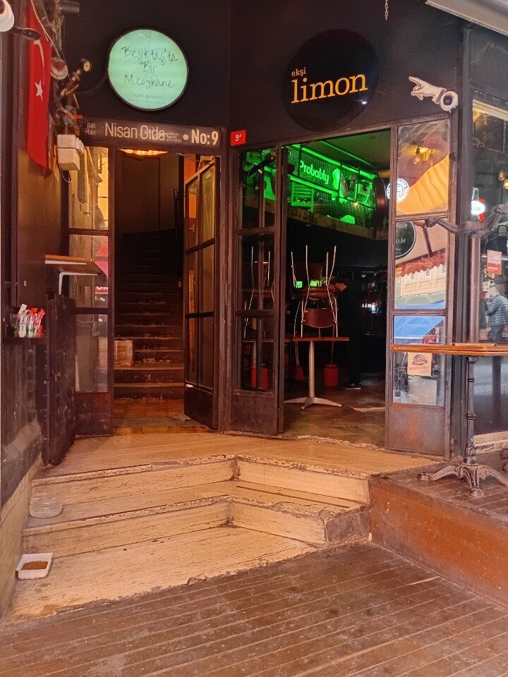 Bar Ekşi Limon, İstanbul, foto