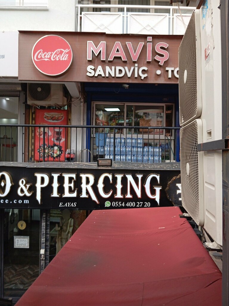 Giyim mağazası Bardy Jeans Genel Müdürlük, İzmir, foto