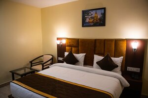 Hotel Shivoy Grand (State of Uttar Pradesh, Varanasi), otel  Varanasi'den
