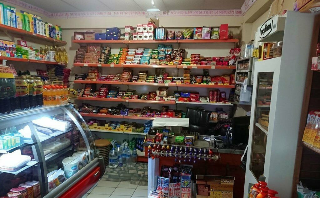 Giyim mağazası S. S. Evciler Tarimsal Kalkinma Kooperatifi, Pınarhisar, foto