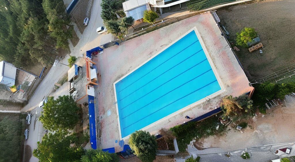 Çocuk oyun ekipmanları Şehit J. Er Osman Tülü Parkı, Adana, foto