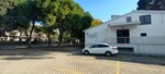Ege Üniversitesi Girişimsel Anatomi ve Plastinasyon Uygulama ve Araştırma Merkezi (Kazımdirik Mah., Üniversite Cad., No:9/14, Bornova, İzmir), hastane bölümü  İzmir'den