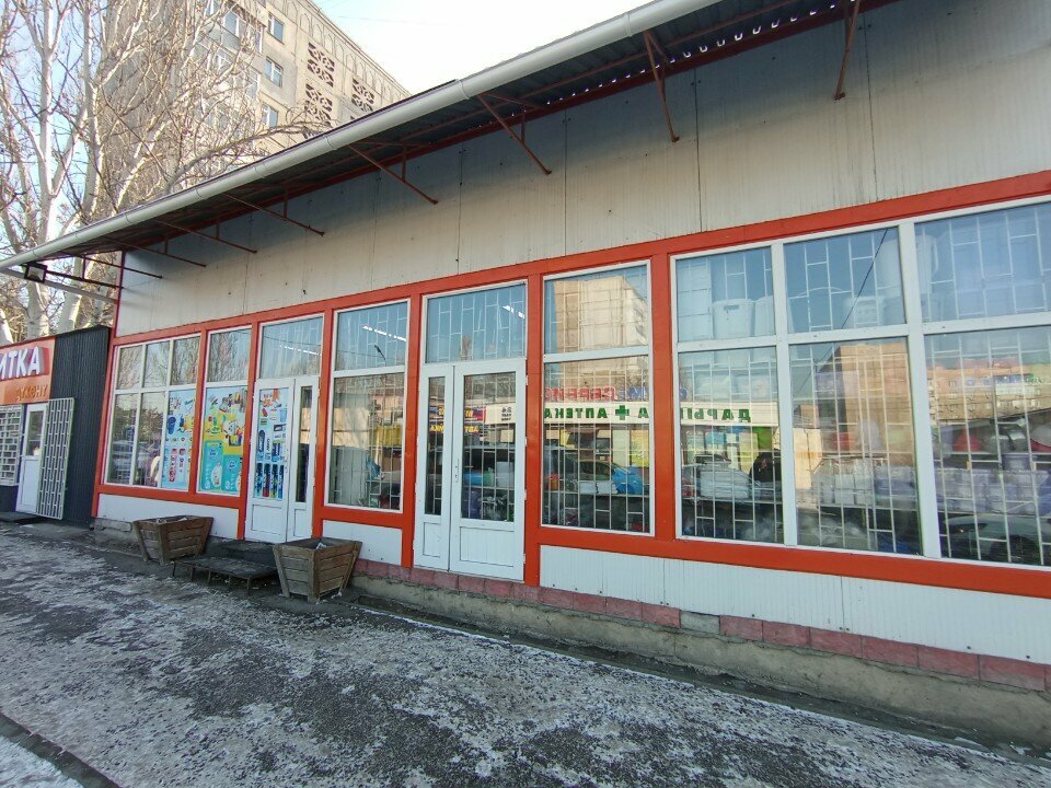 Mini-market 1000 little things, Bişkek, foto