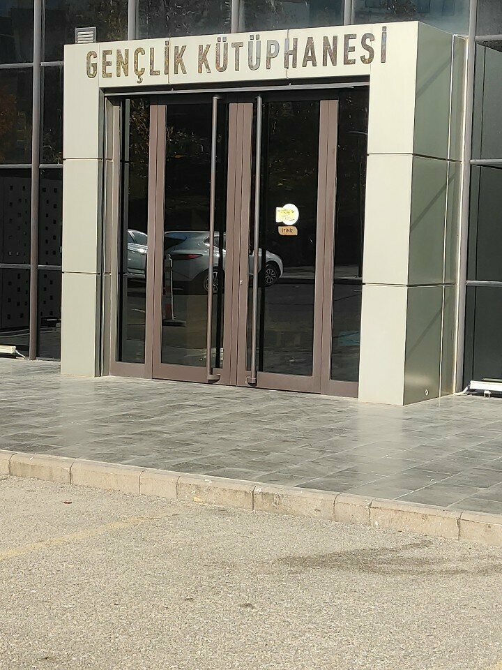 Kütüphaneler Merveşehir Gençlik Kütüphanesi, Gaziantep, foto