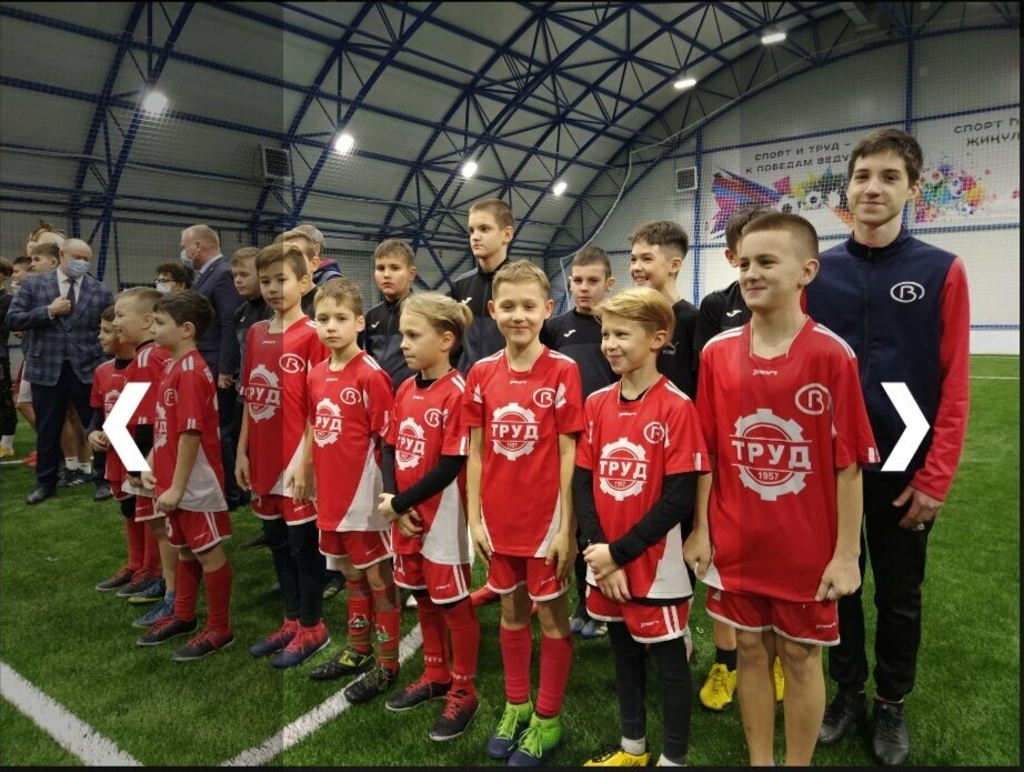 Çok amaçlı spor tesisleri Крытый футбольный манеж имени В.А. Уваровского, Çistopol (Çistey), foto