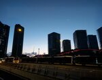 Zincirlikuyu Metrobüs (İstanbul, Beşiktaş, Balmumcu Mah., Barbaros Bulvarı Kavşağı), toplu taşıma durağı  İstanbul'dan