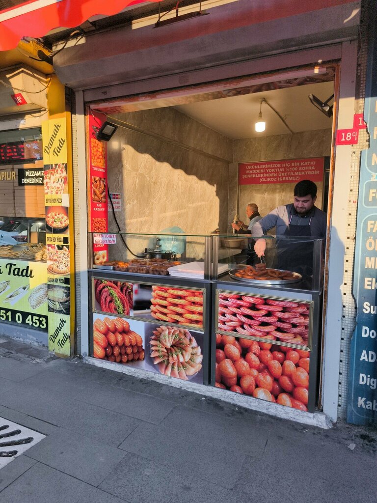Pasta, şekerleme ve tatlı El Tar, İstanbul, foto