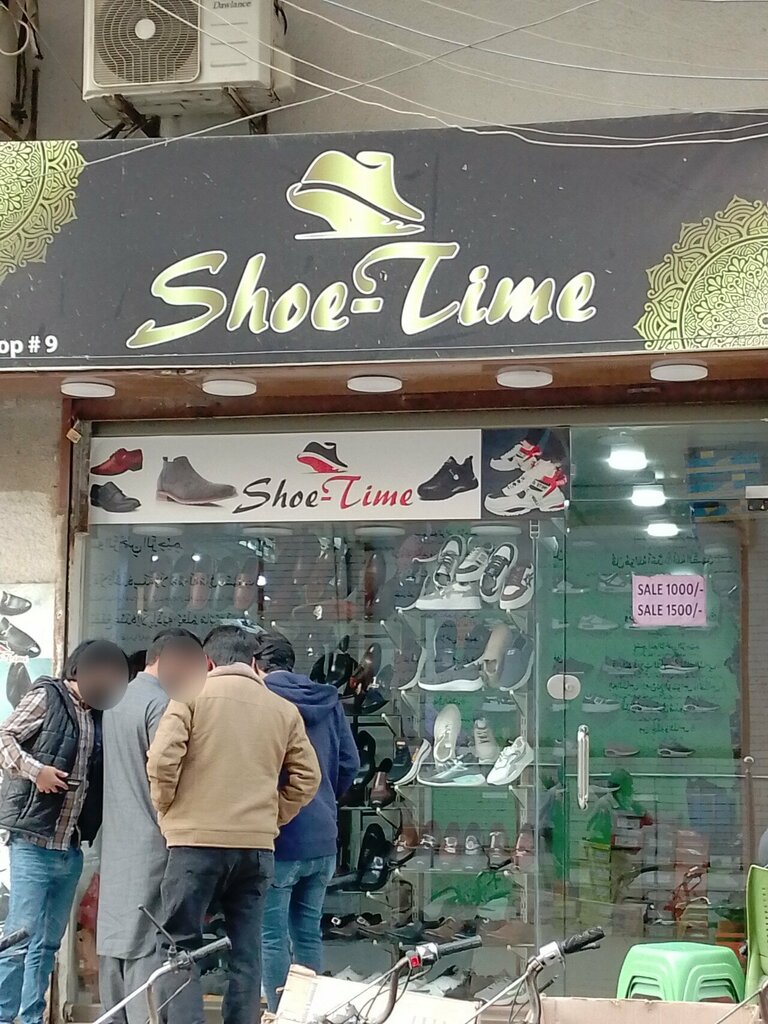 Ayakkabı mağazaları Shoe time, Karaçi, foto